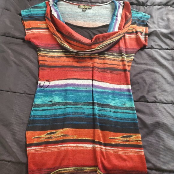 Absolutely Famous | Tops | Small Tunic Top Deep Color Scheme | Poshmark